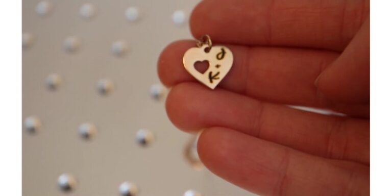 6 Best Laser Engraving Machines for Jewelry 2024 - CNCSourced